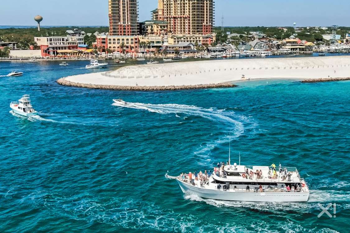 Beachfront condo! Panoramic views private balcony | Destin | Beach Bums ...