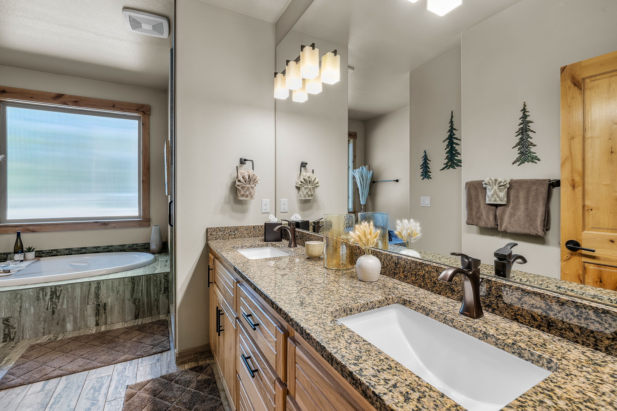 Luxury Sunriver Home w/ Bar, Hot Tub, 8 Bed 9 bath | Sunriver | Central ...