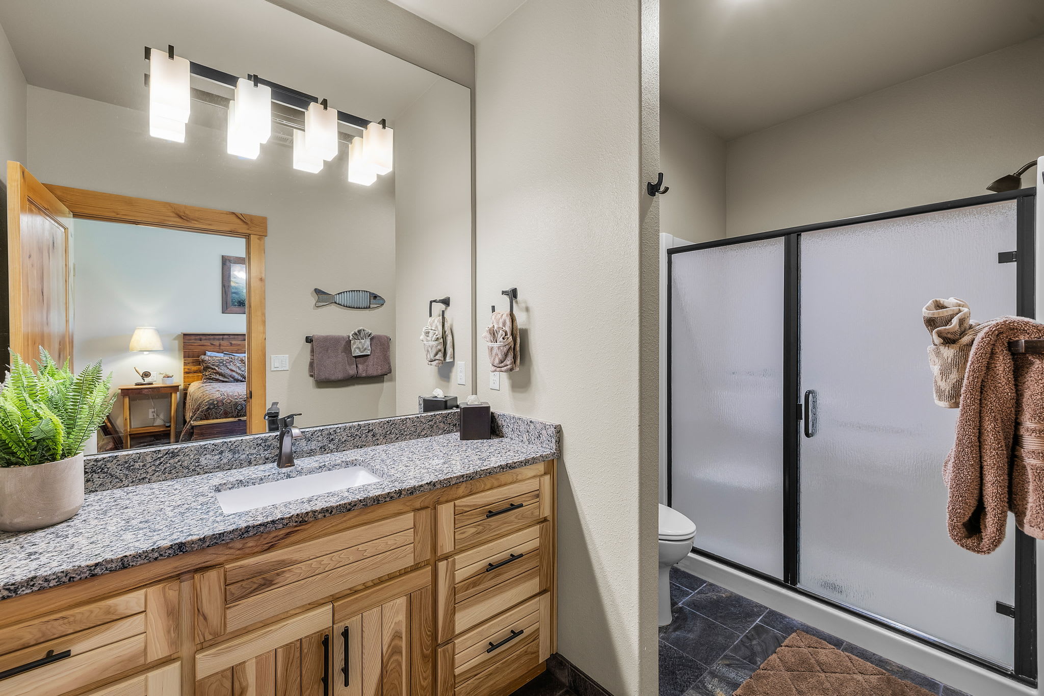 Luxury Sunriver Home w/ Bar, Hot Tub, 8 Bed 9 bath | Sunriver | Central ...