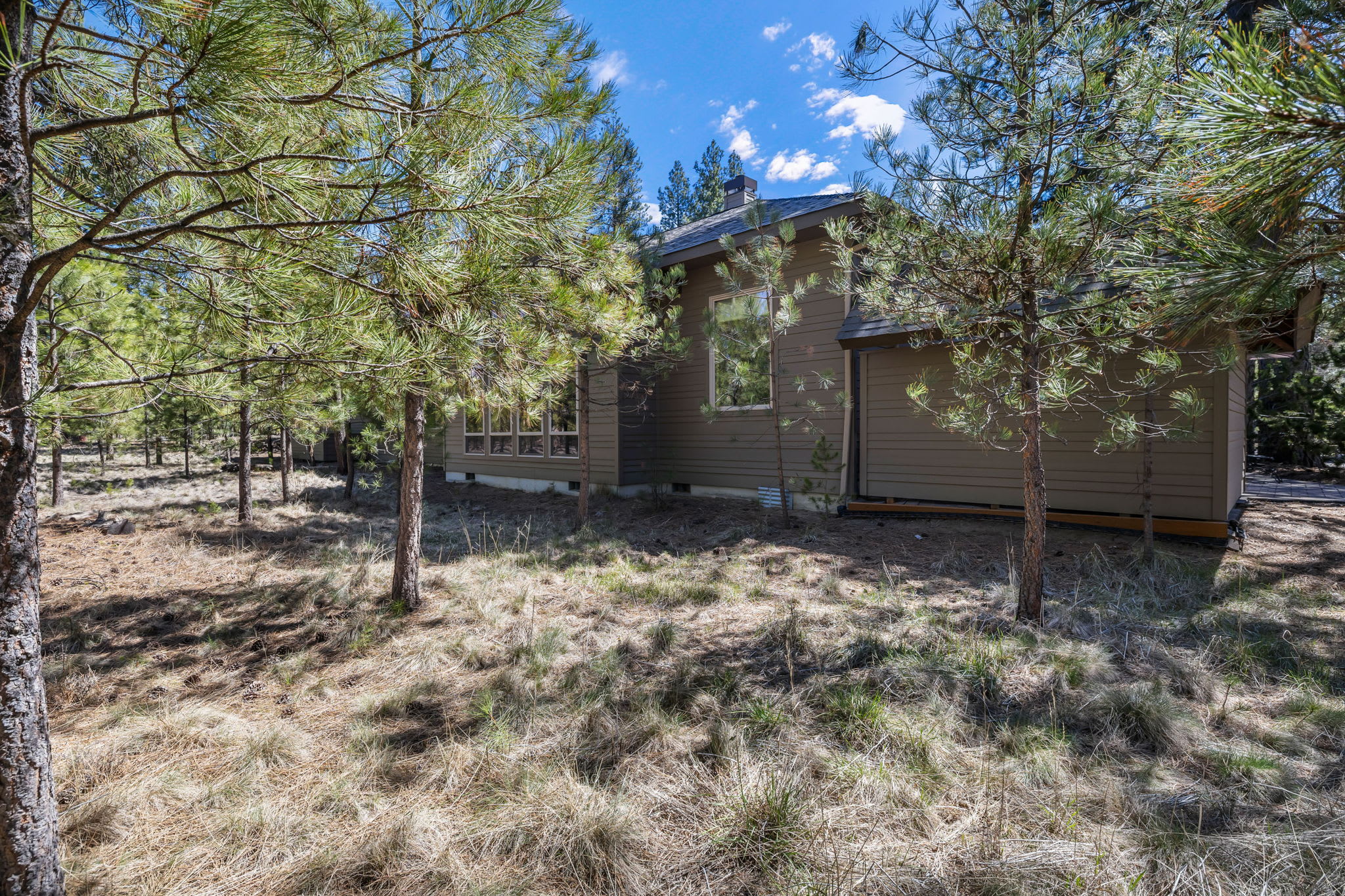 Luxury Sunriver Home w/ Bar, Hot Tub, 8 Bed 9 bath | Sunriver | Central ...