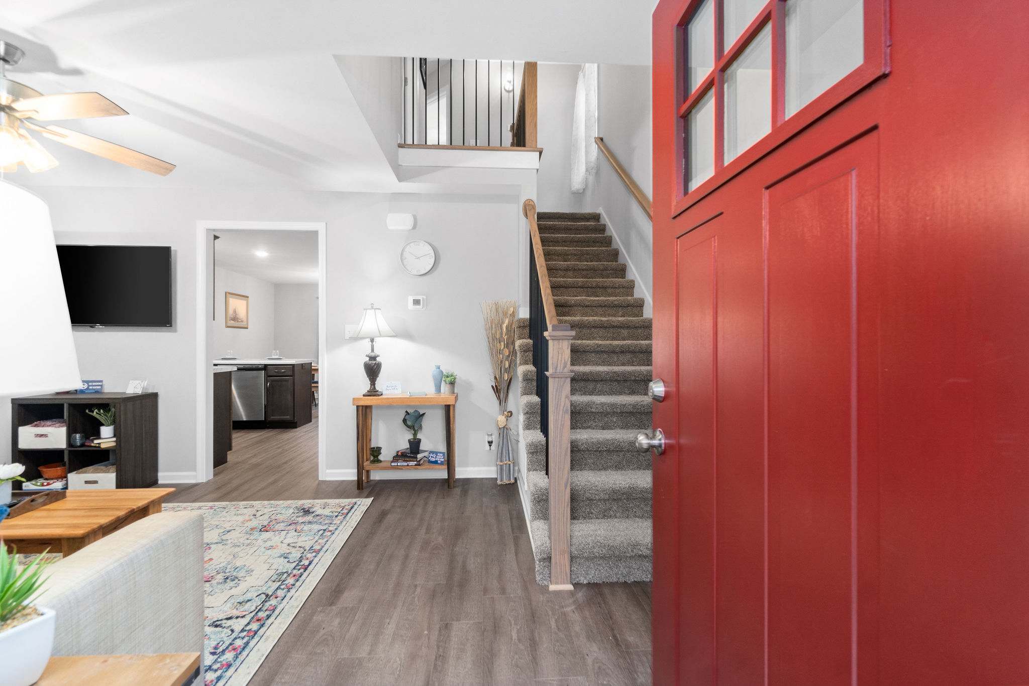 Cozy Home With Grilling Deck And Dazzling Decor - Inviting Retreat - Clarksville, TN