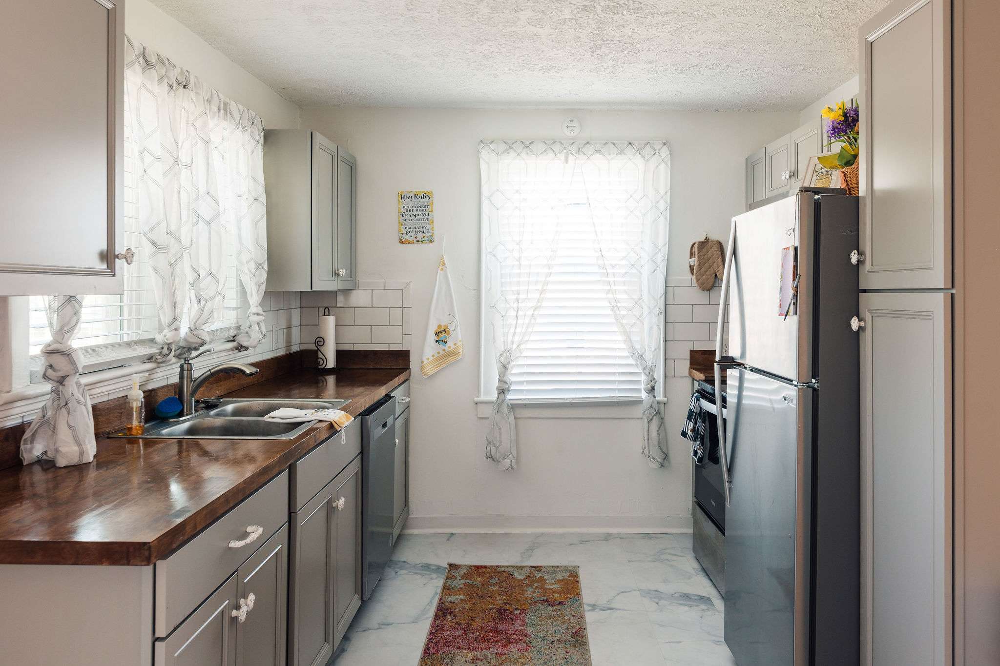 Cabin with Hot Tub Bristol – Charming 3BR Honeybee Bungalow