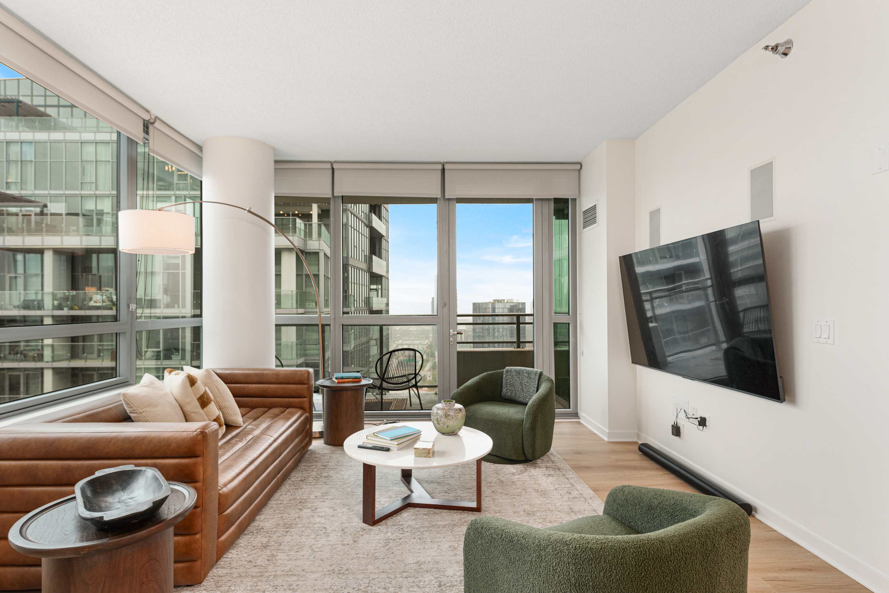 Brand-new West Loop 3br + City Views For Families - Chicago