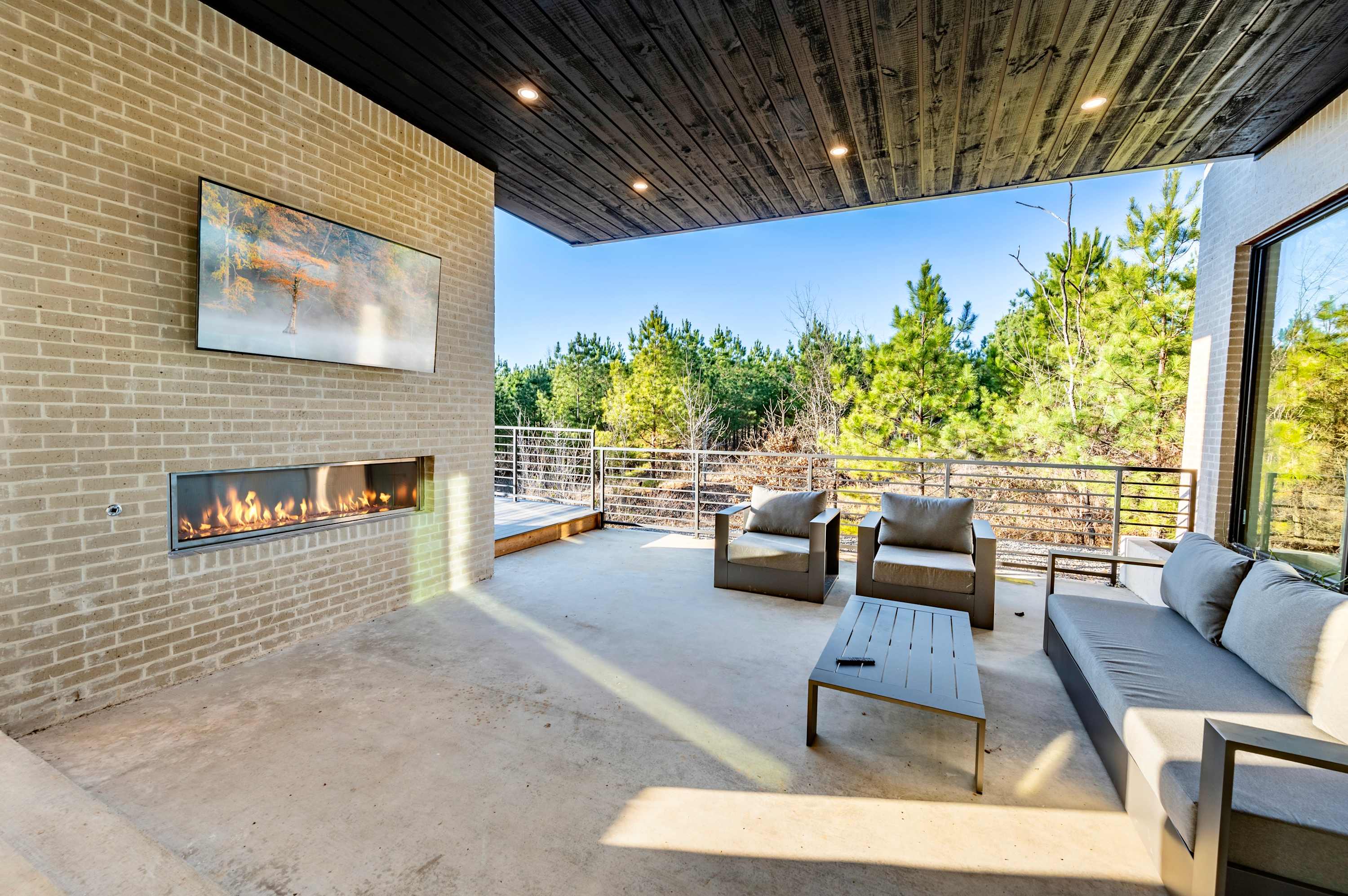 Pets | Fire Pit | Hot Tub | Sleeps 17 | Broken Bow | Mountain Fork ...