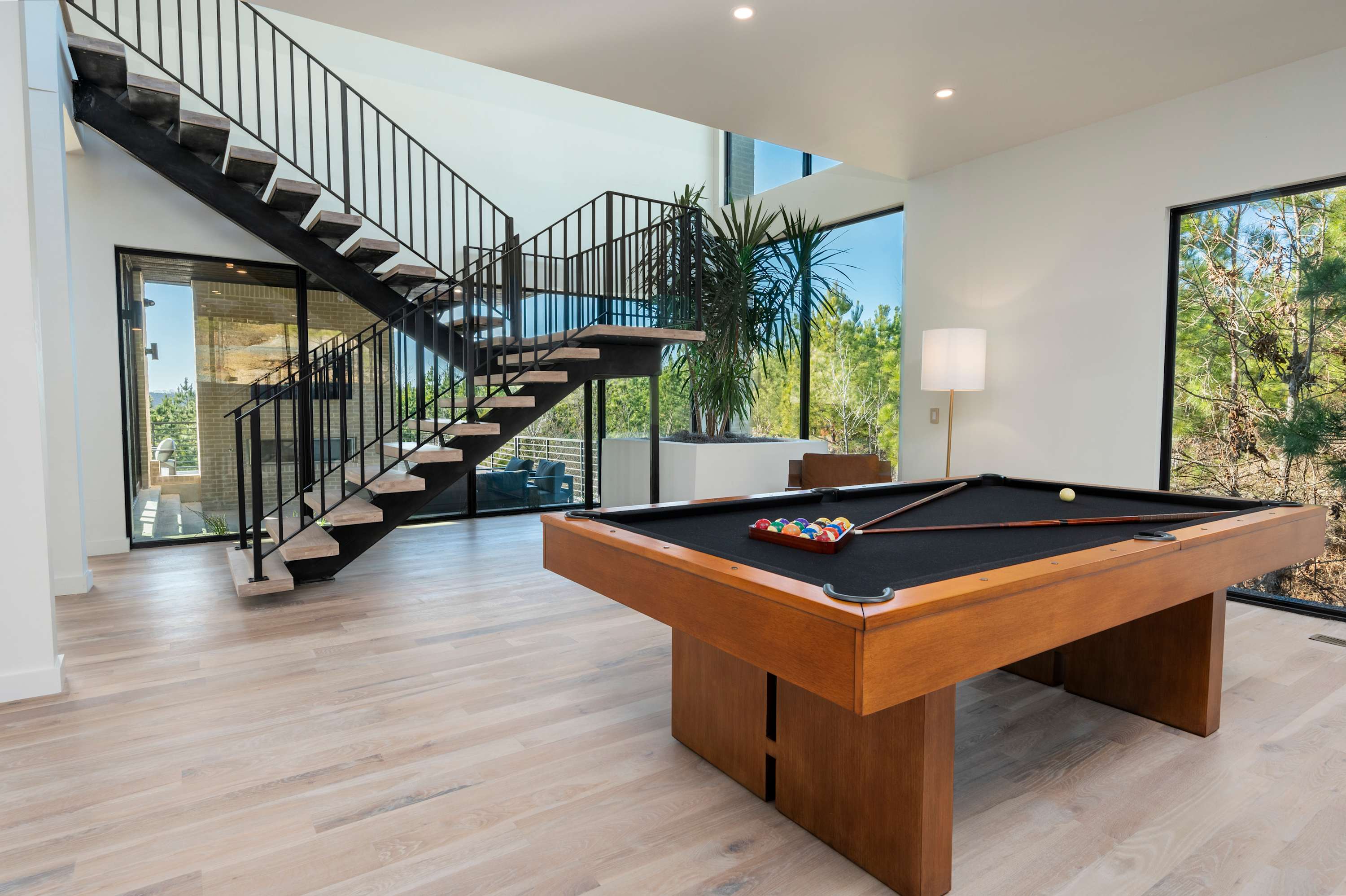 Pets | Fire Pit | Hot Tub | Sleeps 17 | Broken Bow | Mountain Fork ...