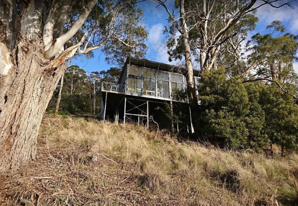 The Vineyard Vista at Tamar Ridge Apartments | Grindelwald | Launceston ...