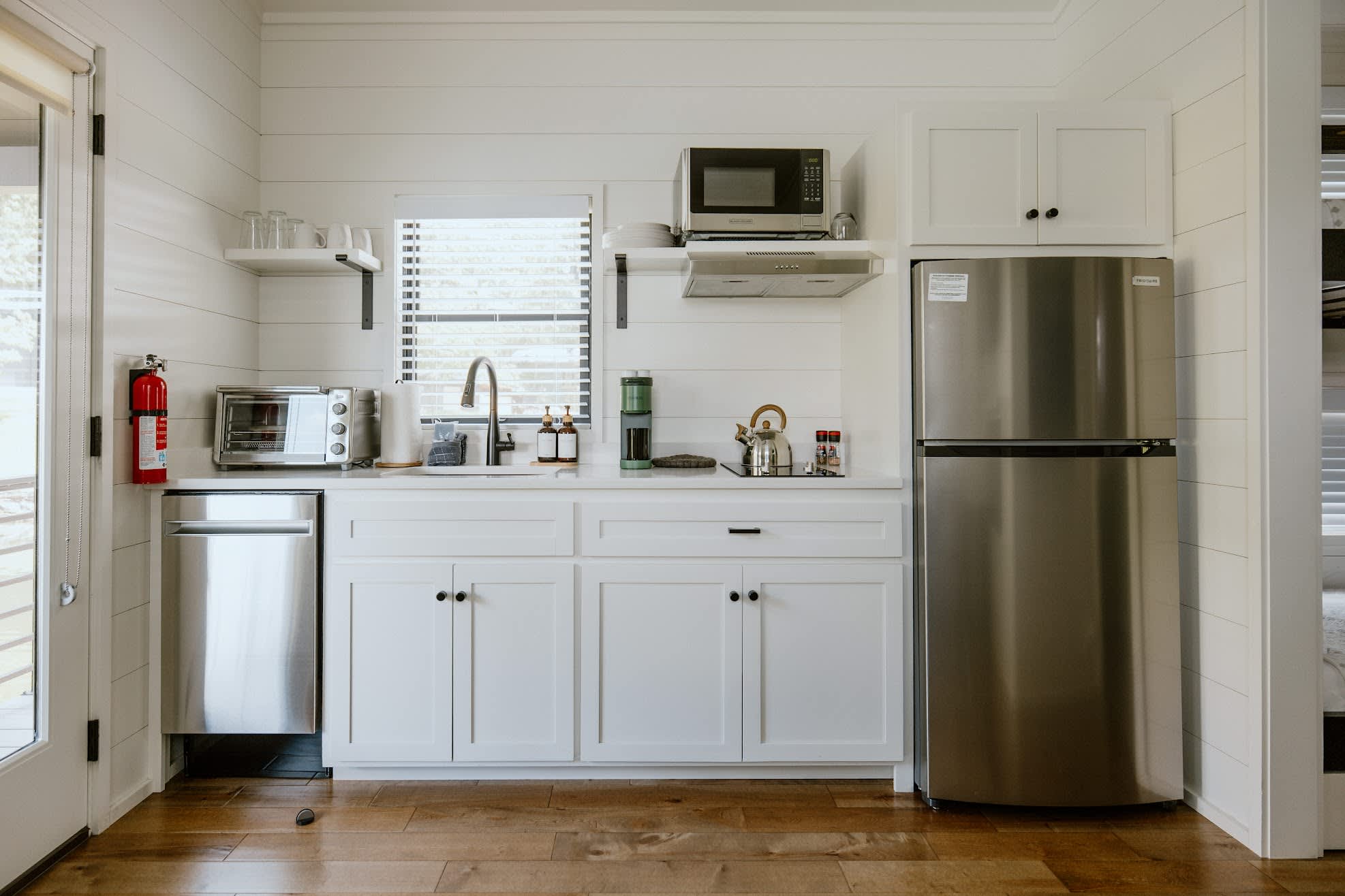 Creekside Tiny Cabin - Fishing Lake - Groundhog Cabin | Creekside Hideaway