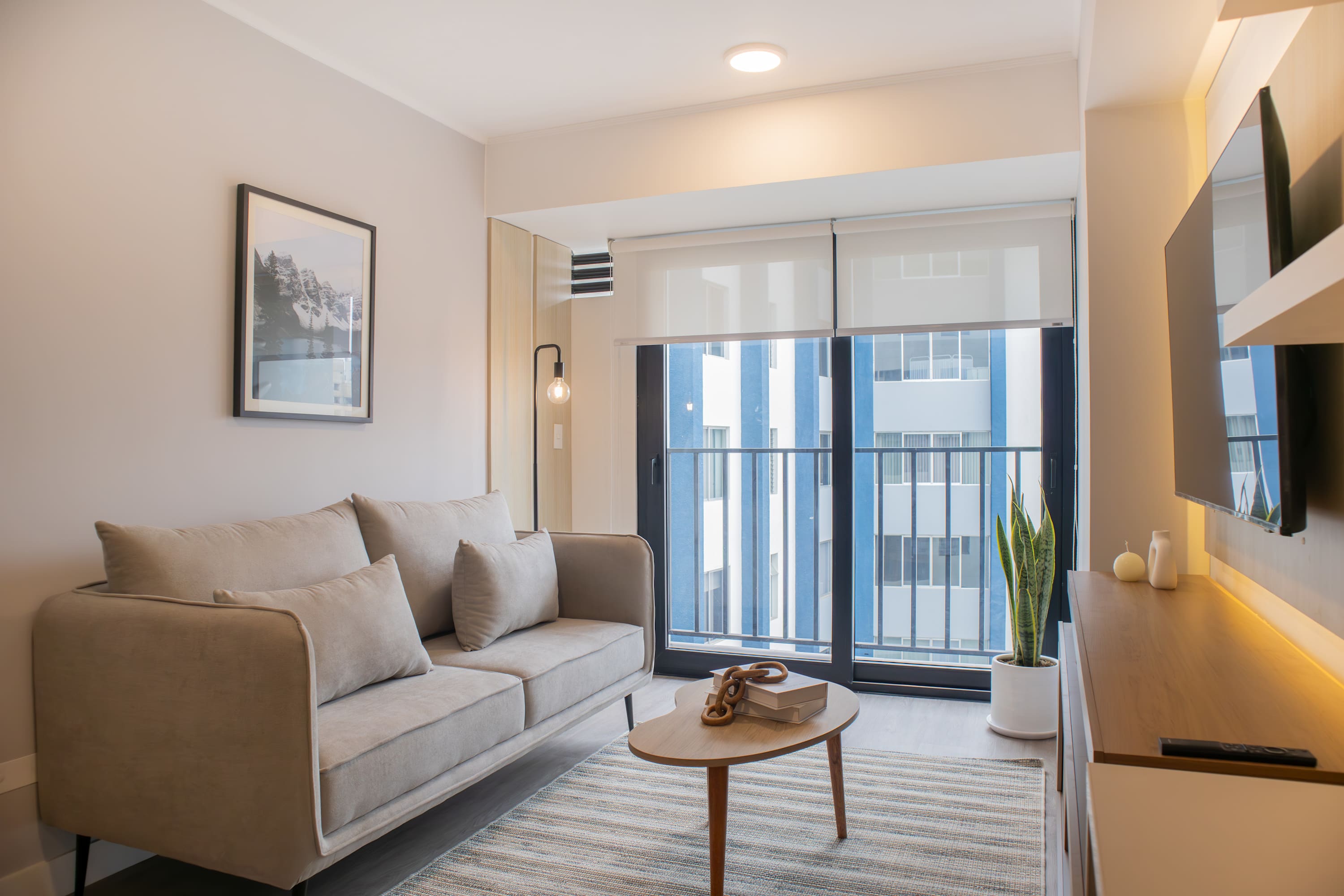 W* | Sunlit 1br W/ Private Balcony In Miraflores - Perú