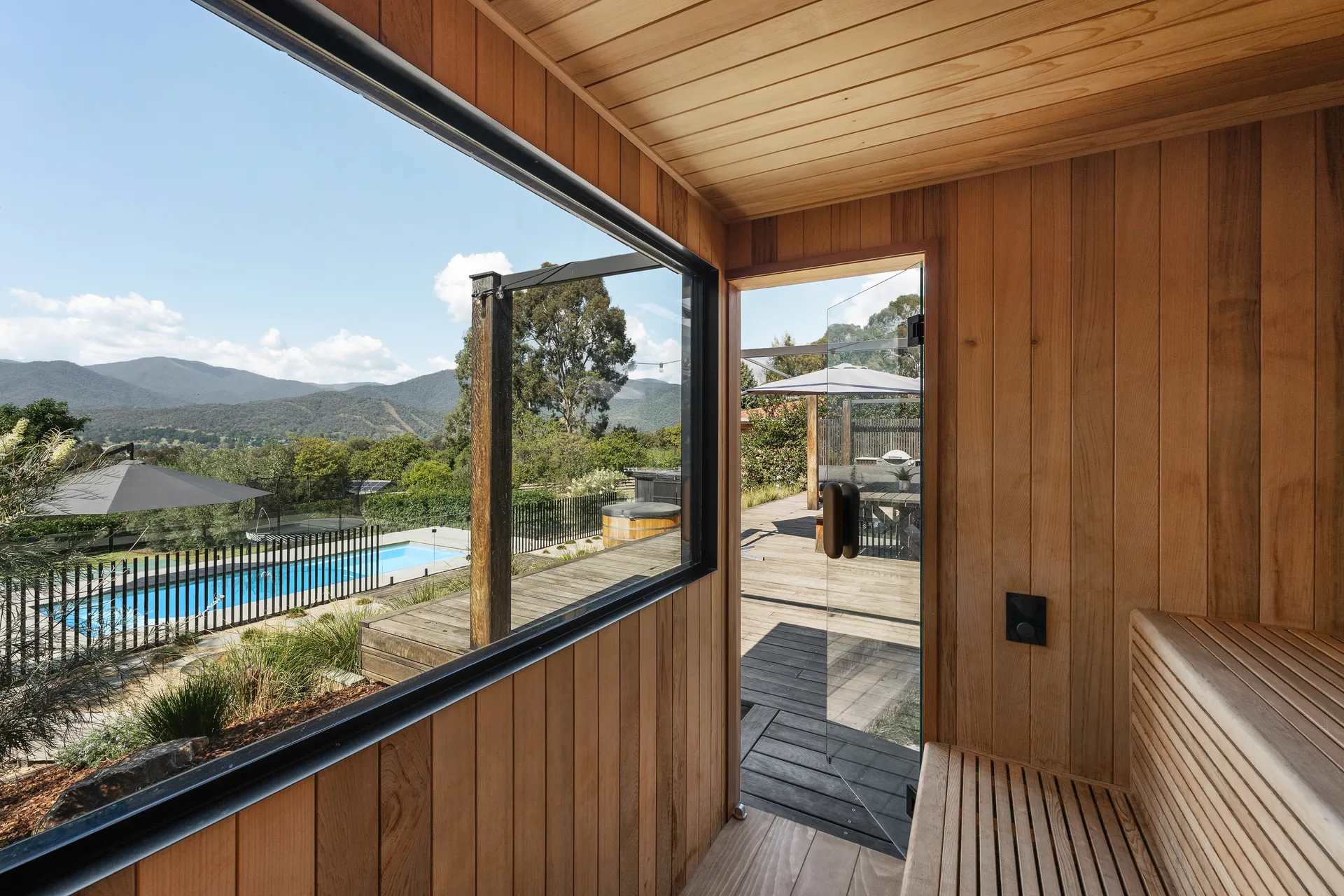 The Alpine House | Pool, Sauna + Basketball Court - Peachy Properties