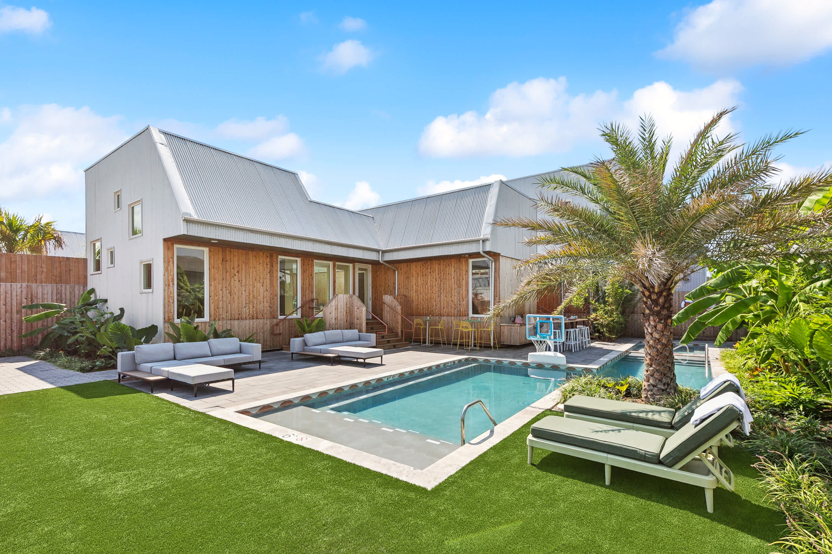 The Herald At Castleday - All Yours, Pool + Spa - New Orleans, LA