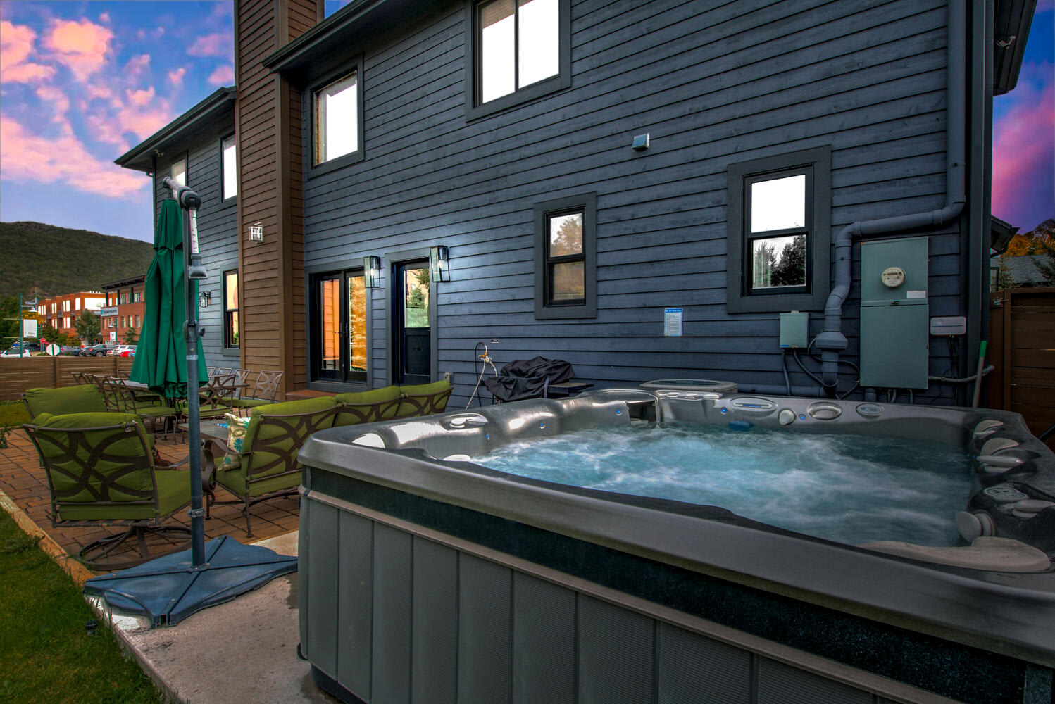 Mountain Lodge Oasis | 6br W/ Hot Tub Near Aspen - Basalt, CO
