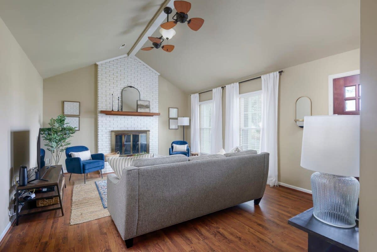 Serene Pineville | Screened Patio | 5 Min Atrium - Charlotte, NC