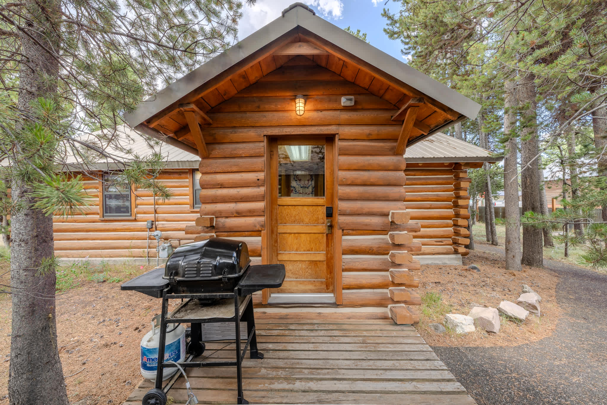 Ycc Cabin - West Yellowstone, MT