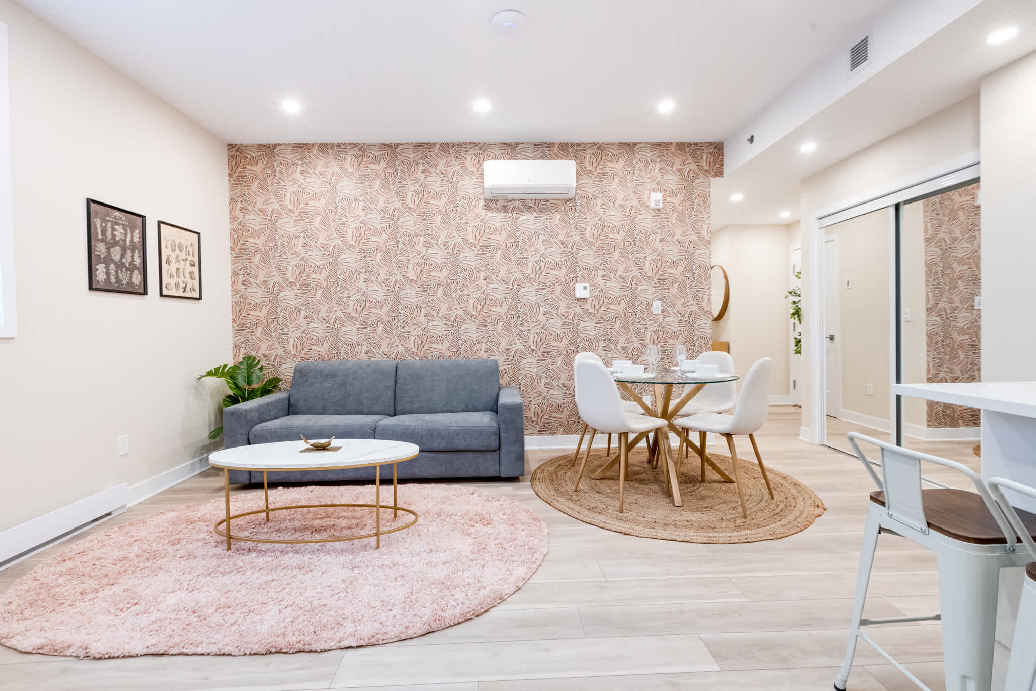 M11 | Mount-royal Suites: 2br + Sofa Bed - 31 - Montreal