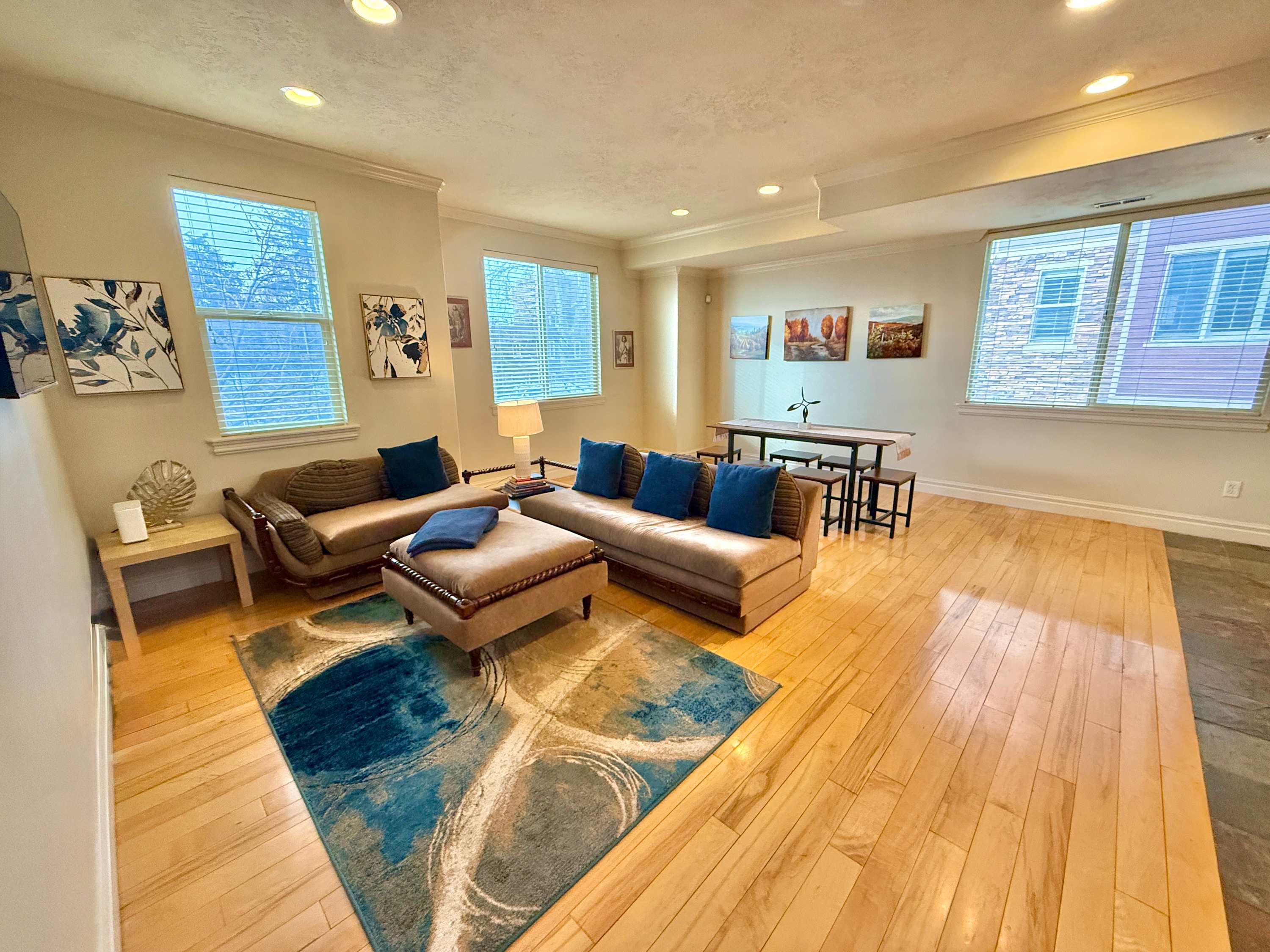 Spacious Outdoor Oasis With Modern Amenities - Stylish Urban Retreat - Salt Lake City, UT