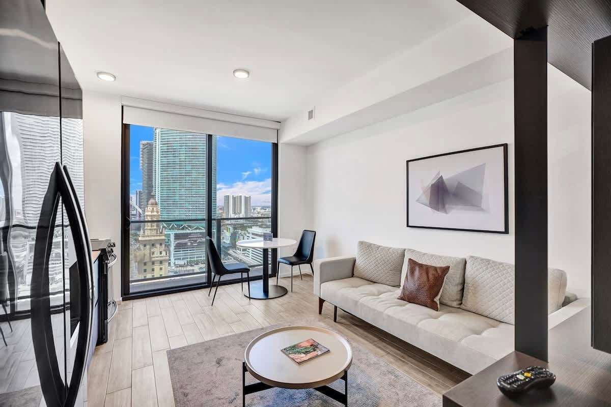 Upscale Miami Studio with Balcony - Stay Hospitality