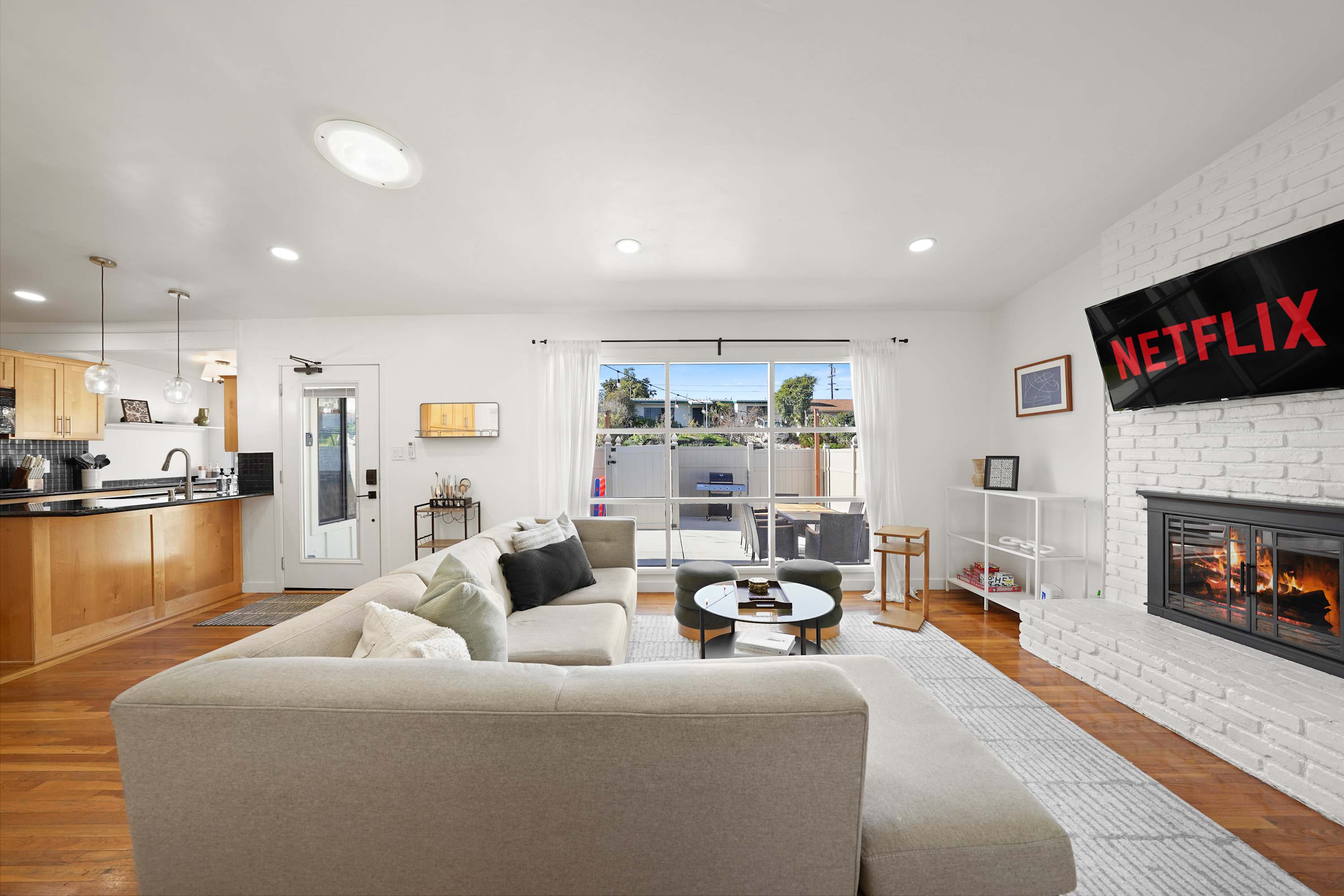 Stylish Retreat Near Mission Bay With Games & Firepit - San Diego, CA