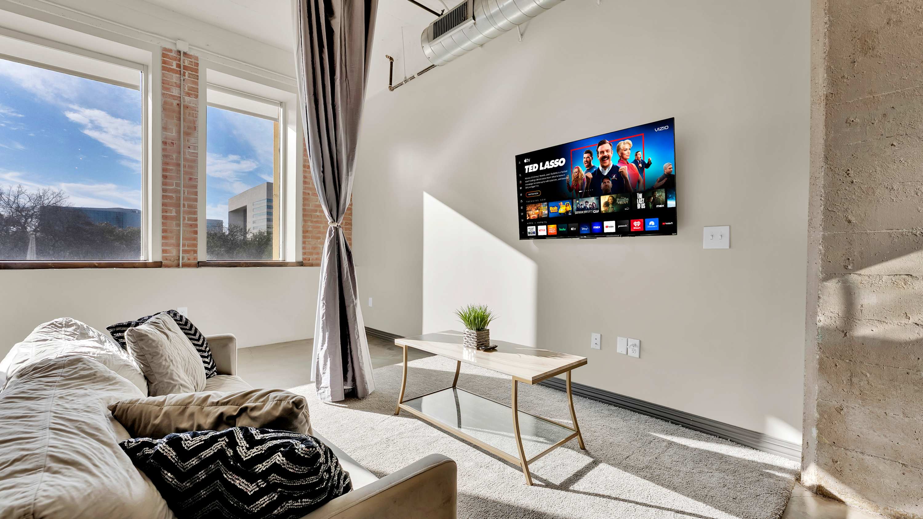Stylish Urban 2br Loft Near Convention Center - Dallas, TX
