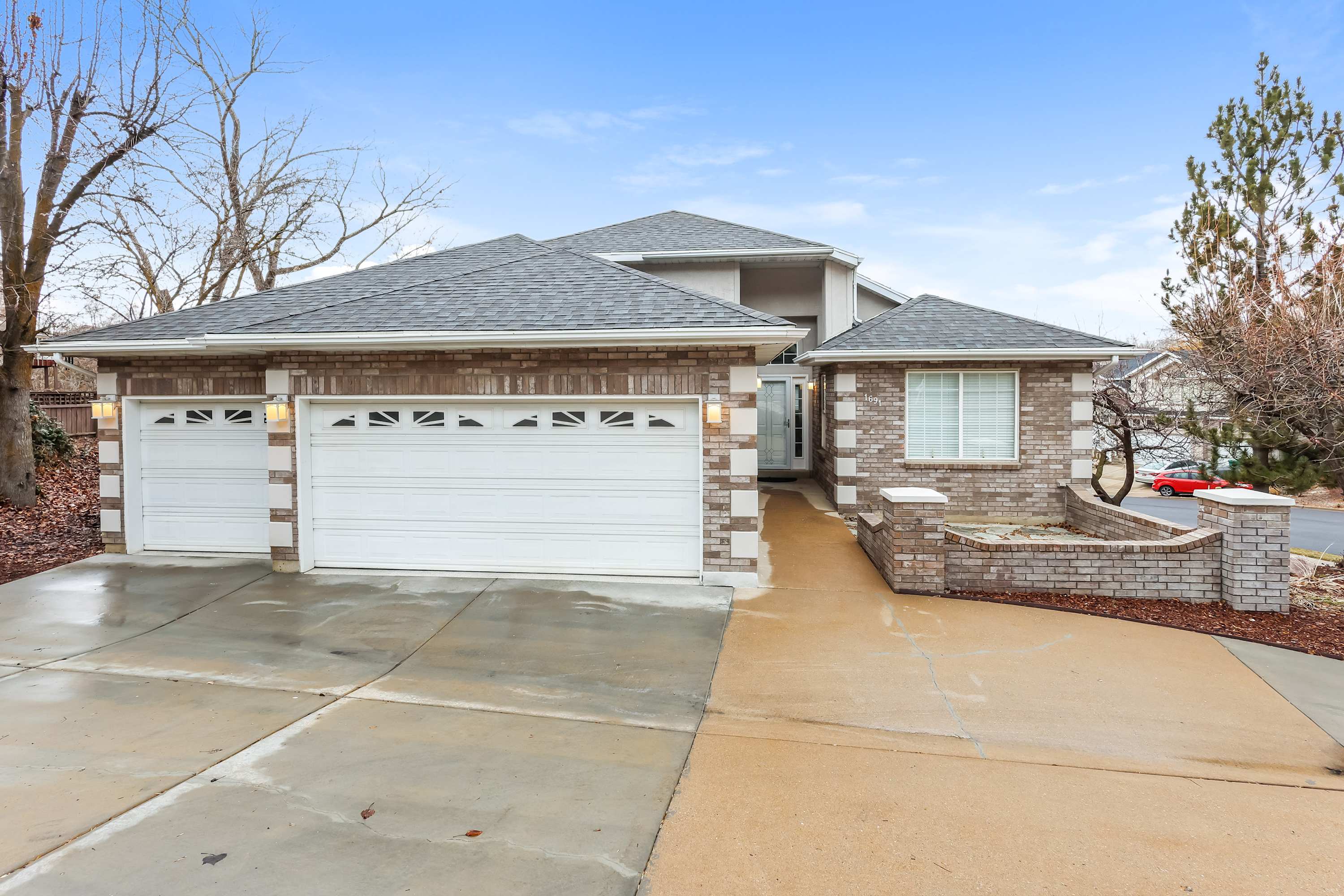 Layton Ridge House | Hot Tub, Game Rm & Near Ski - Layton, UT
