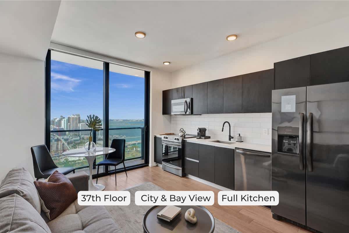 Luxury Miami Studio Bay Views at the Elser - Stay Hospitality