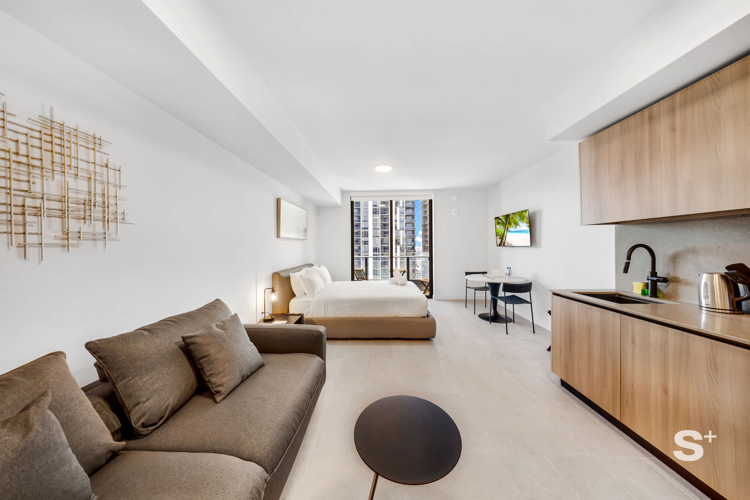 Spacious Studio | Rooftop Pool & Gym | 29th Floor - Miami