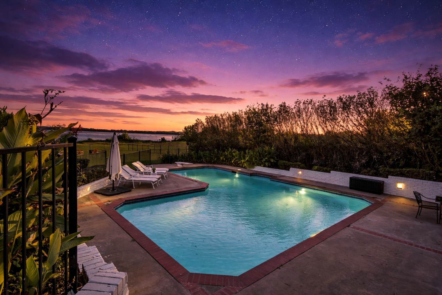 Lakefront Luxe 6br/4.5b Home With Pool & Hot Tub - Rowlett, TX