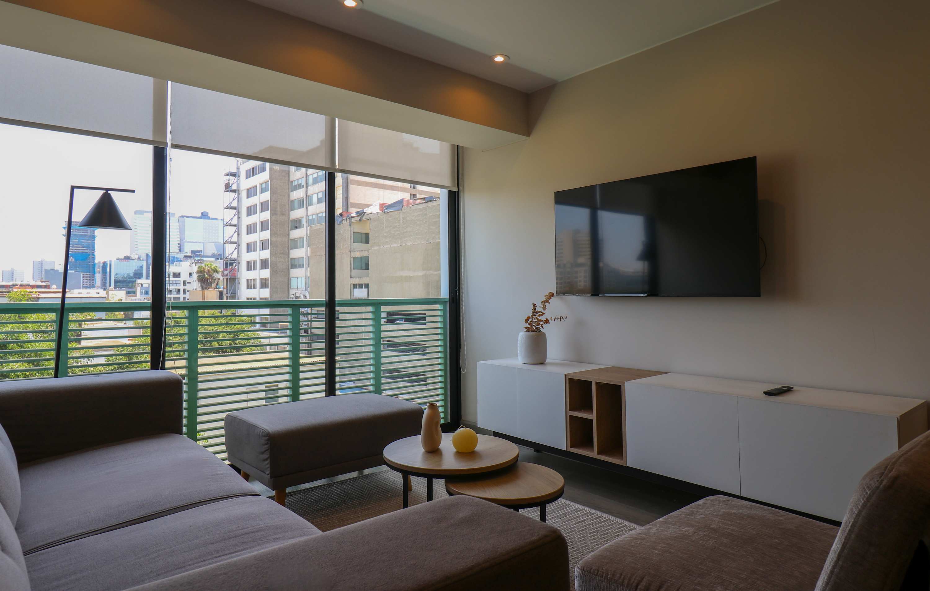 W* | Plaza Stays 2br With Balcony In San Isidro - Peru