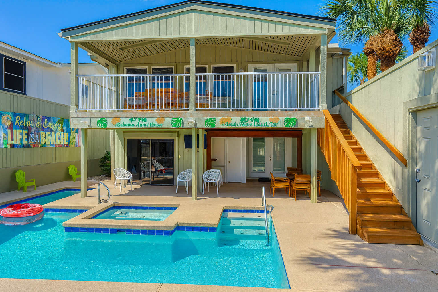 *Huge Beachview Home *Pool *Updated - South Padre Island