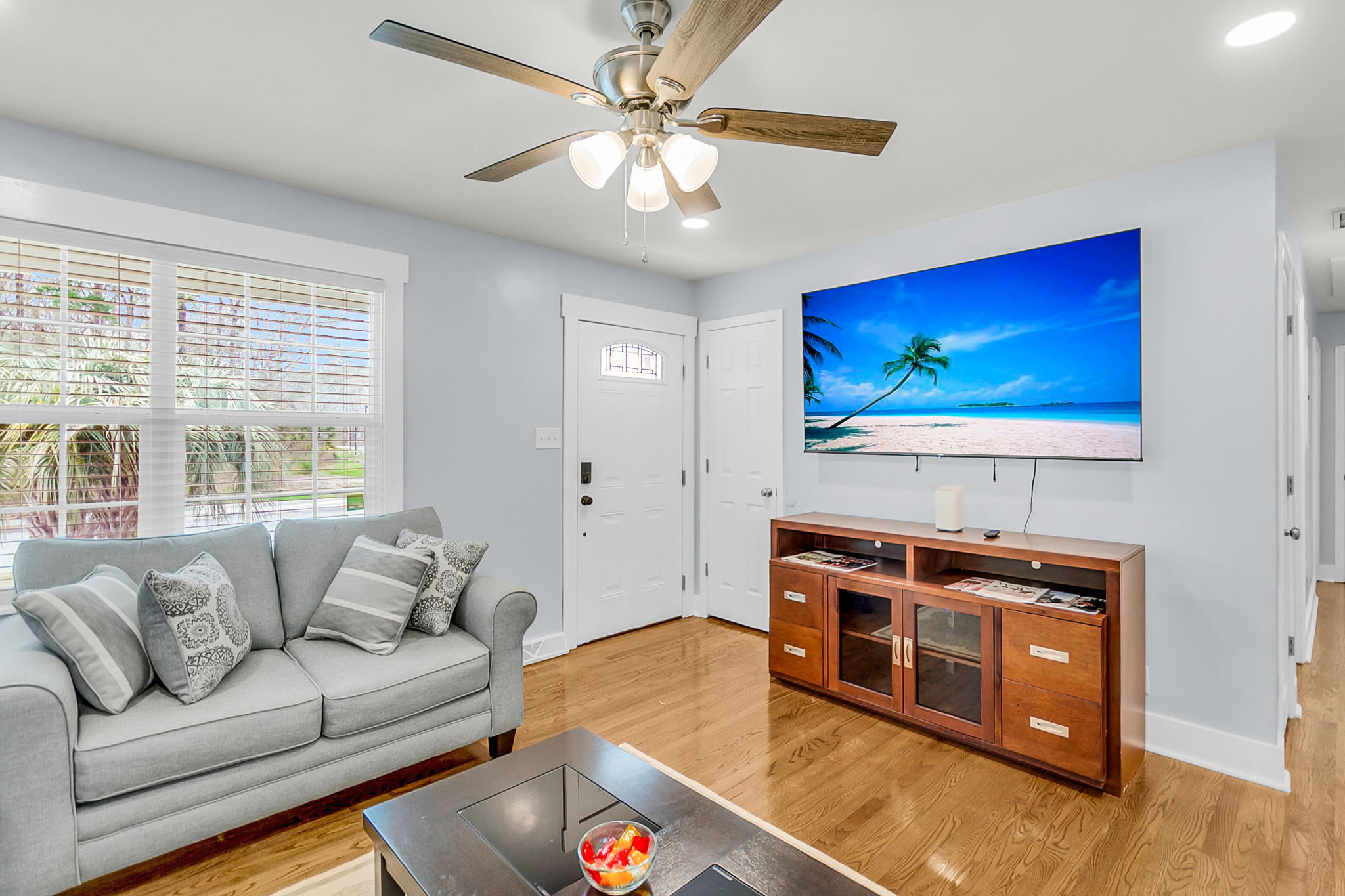 Charming Home W/ Patio | Near Downtown Chs - Goose Creek, SC
