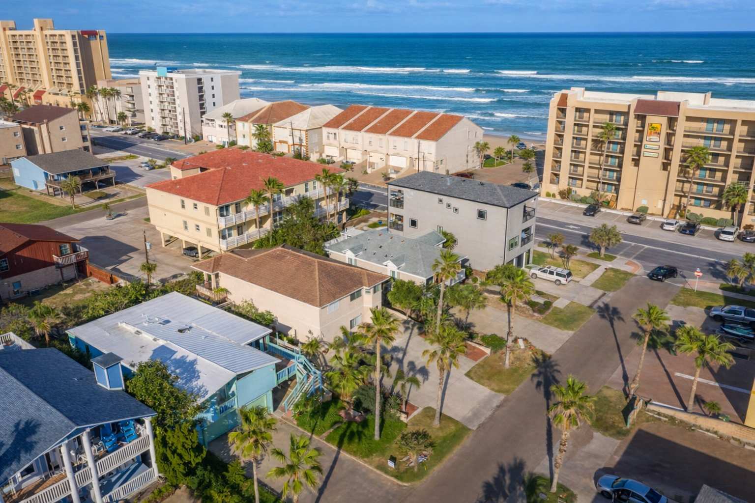 Throwback Vibes "Near Beach "Great Deck - South Padre Island