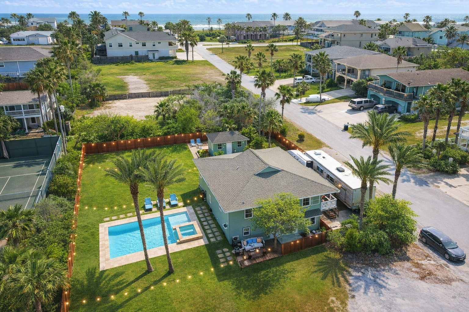 * Large Home Near Bay To Fish * New Pool - South Padre Island