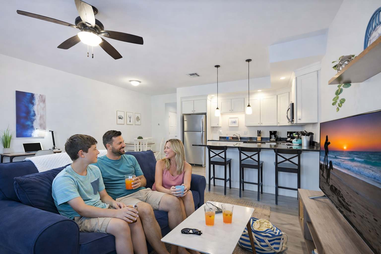 Hampton Beach Hideaway | 1 Block To Beach |Parking - Hampton Beach, NH