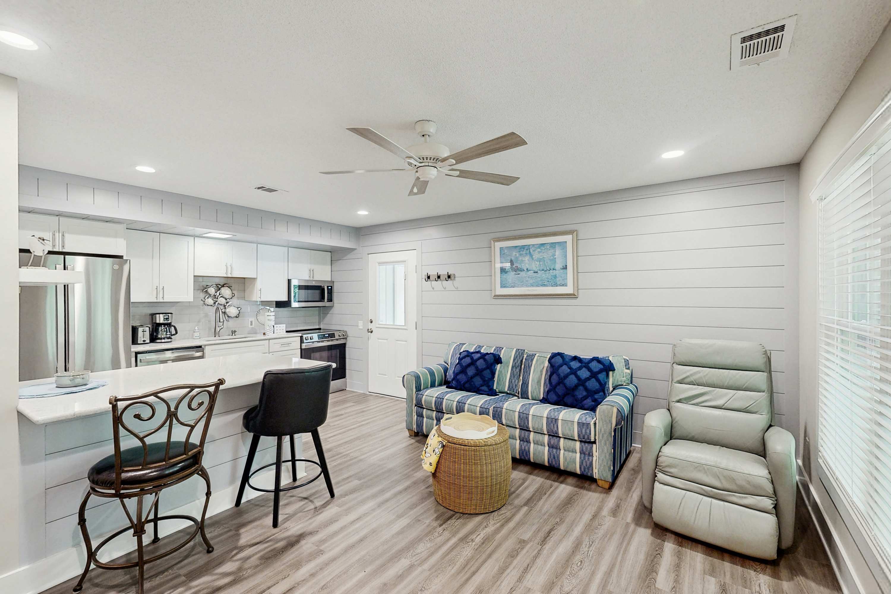 Renovated One-level Walk To Beach 1 Br Condo - Hilton Head Island, SC