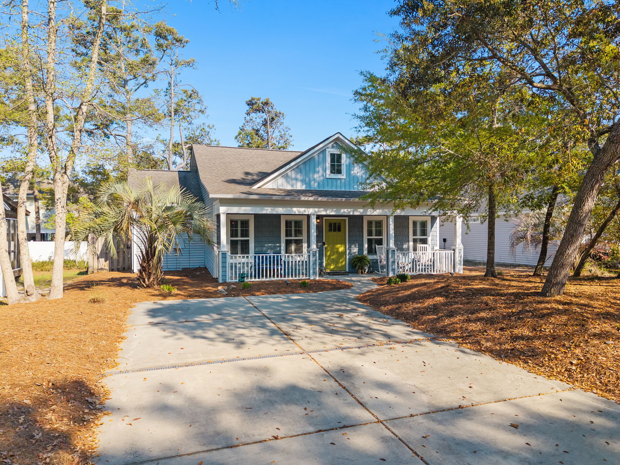 Oak Island Stay | Near Beach, Park & Splash Pad -