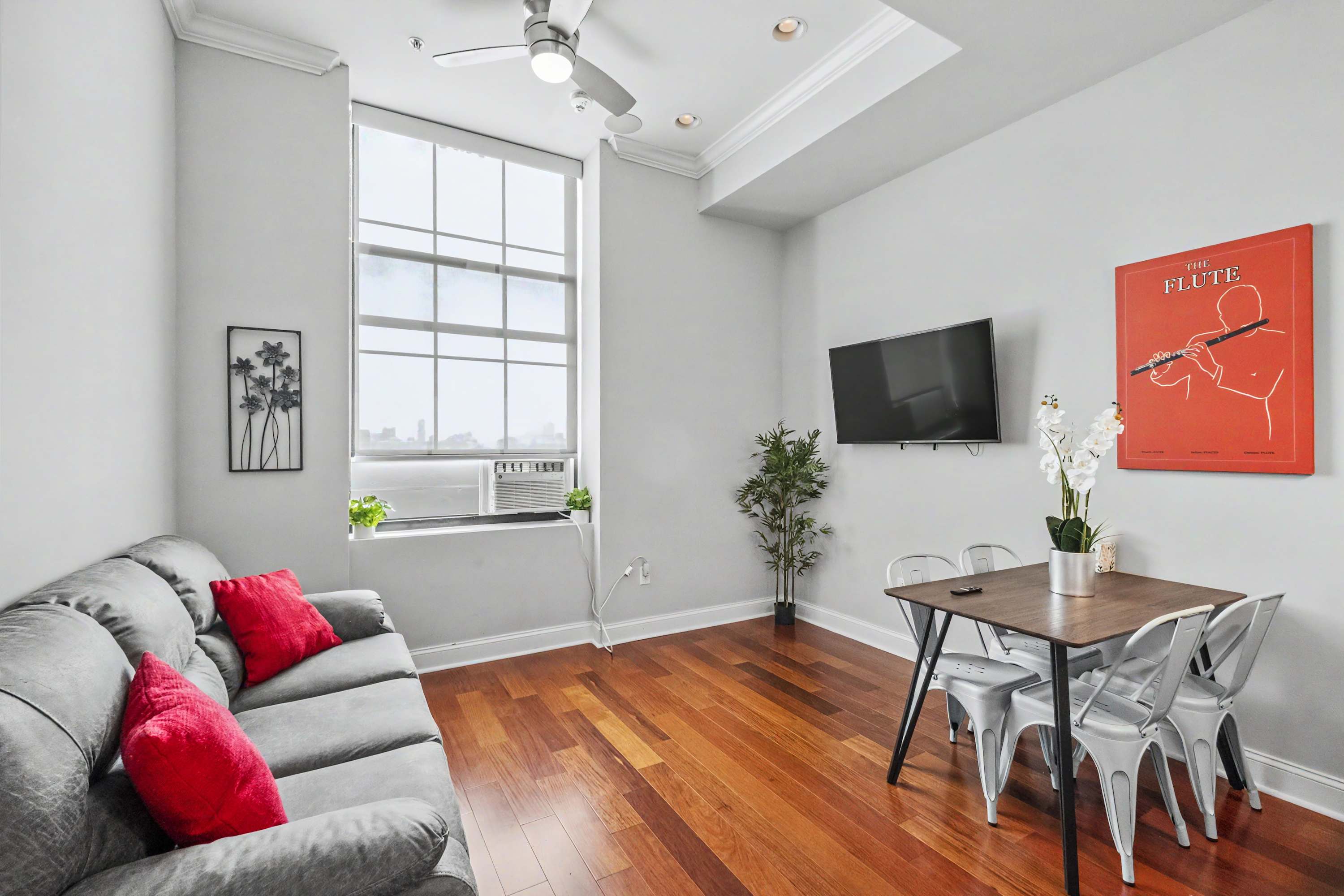 Cozy Modern 1bd | Near Reading Terminal | Sleeps 2 - Philadelphie, PA