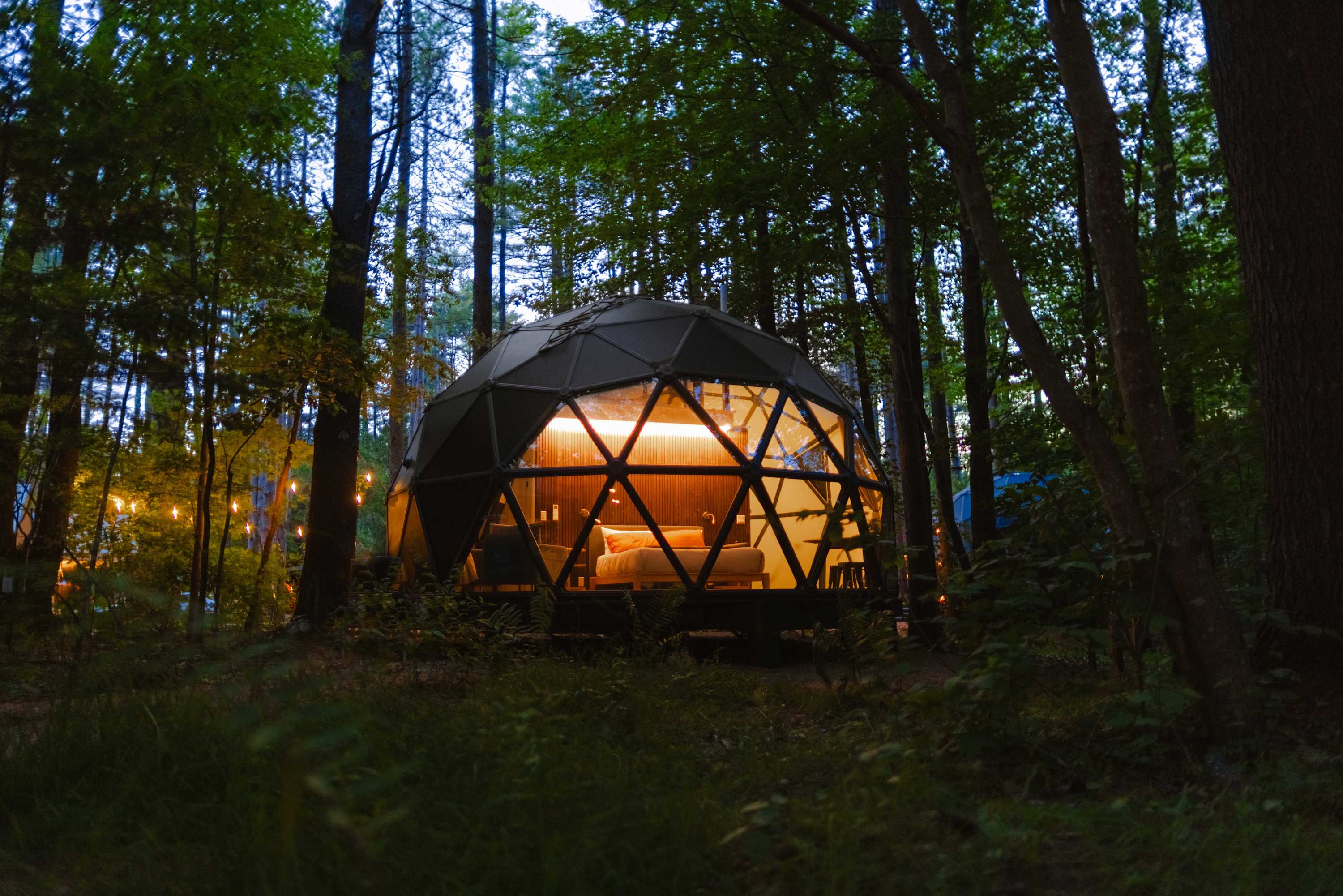 Cozy Geodesic Dome With Luxurious Kitchenette - Unique Outdoor Retreat - Freeport