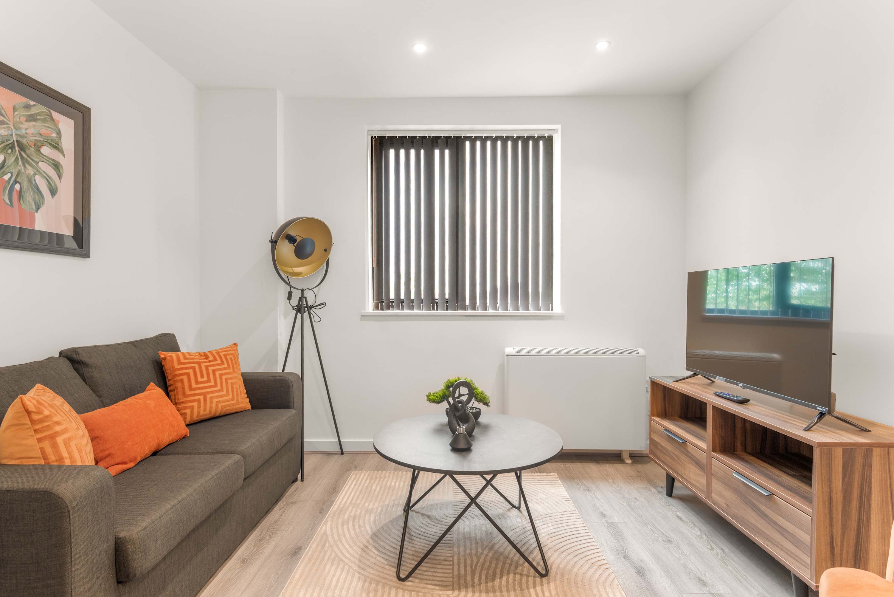 Bright & Spacious 1 Bedroom Apartment In Leeds - Leeds