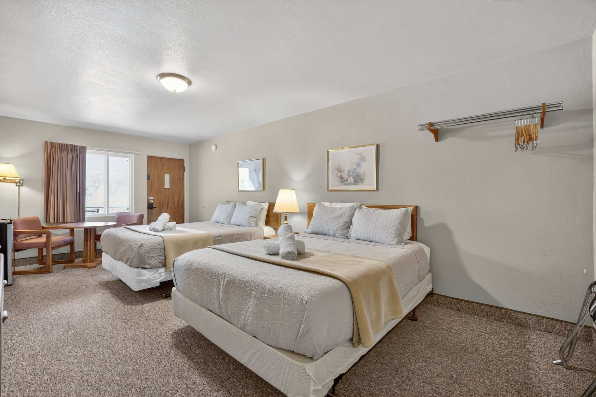 Eagle Motel Suite 110 - Colorado Springs, CO