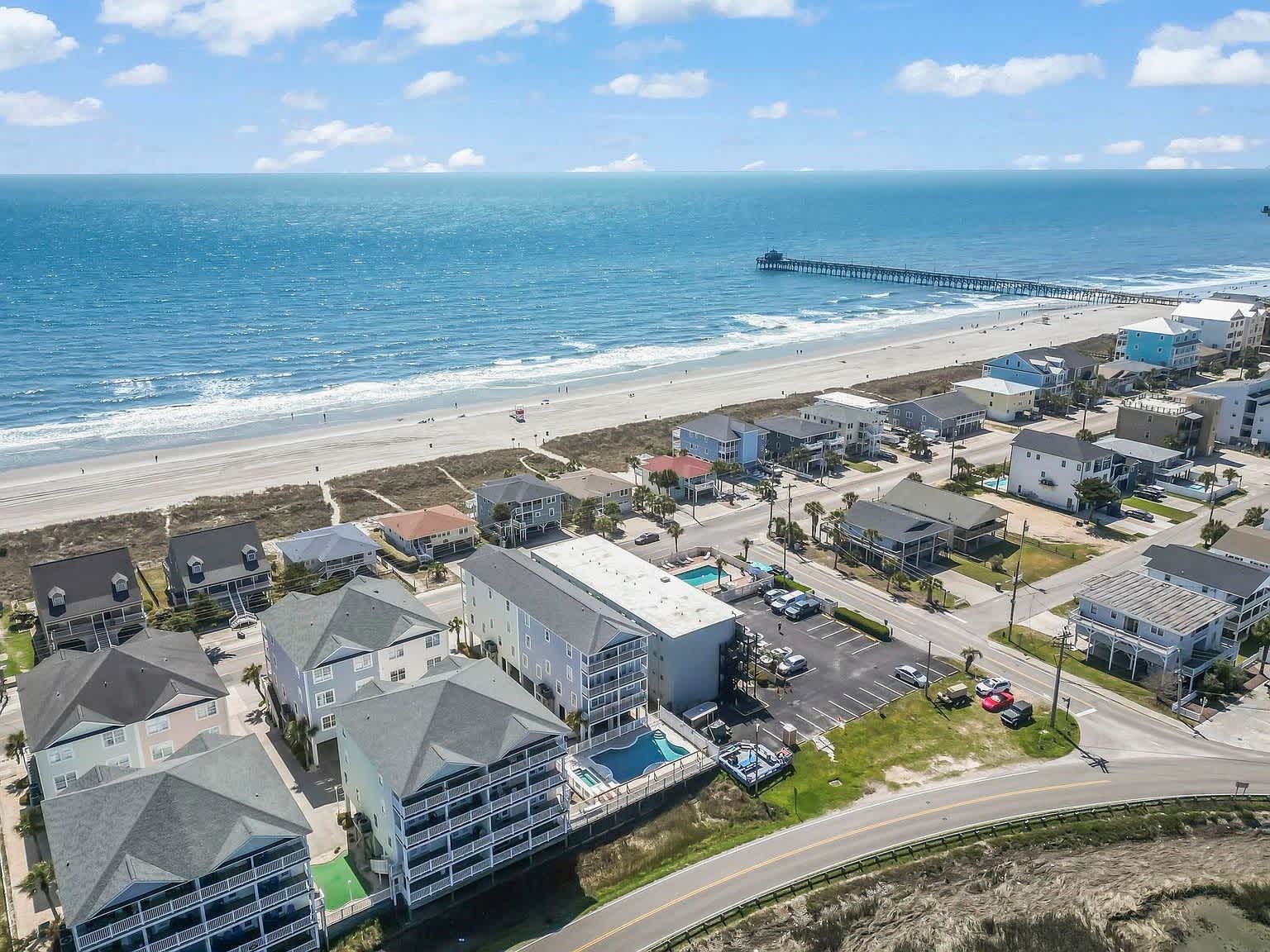 Gold Coast #407- 1 Bedroom - Big Fish Rentals