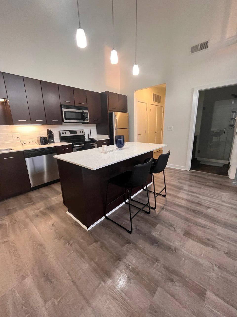 Gorgeous Apartment In Grandview - Columbus, OH