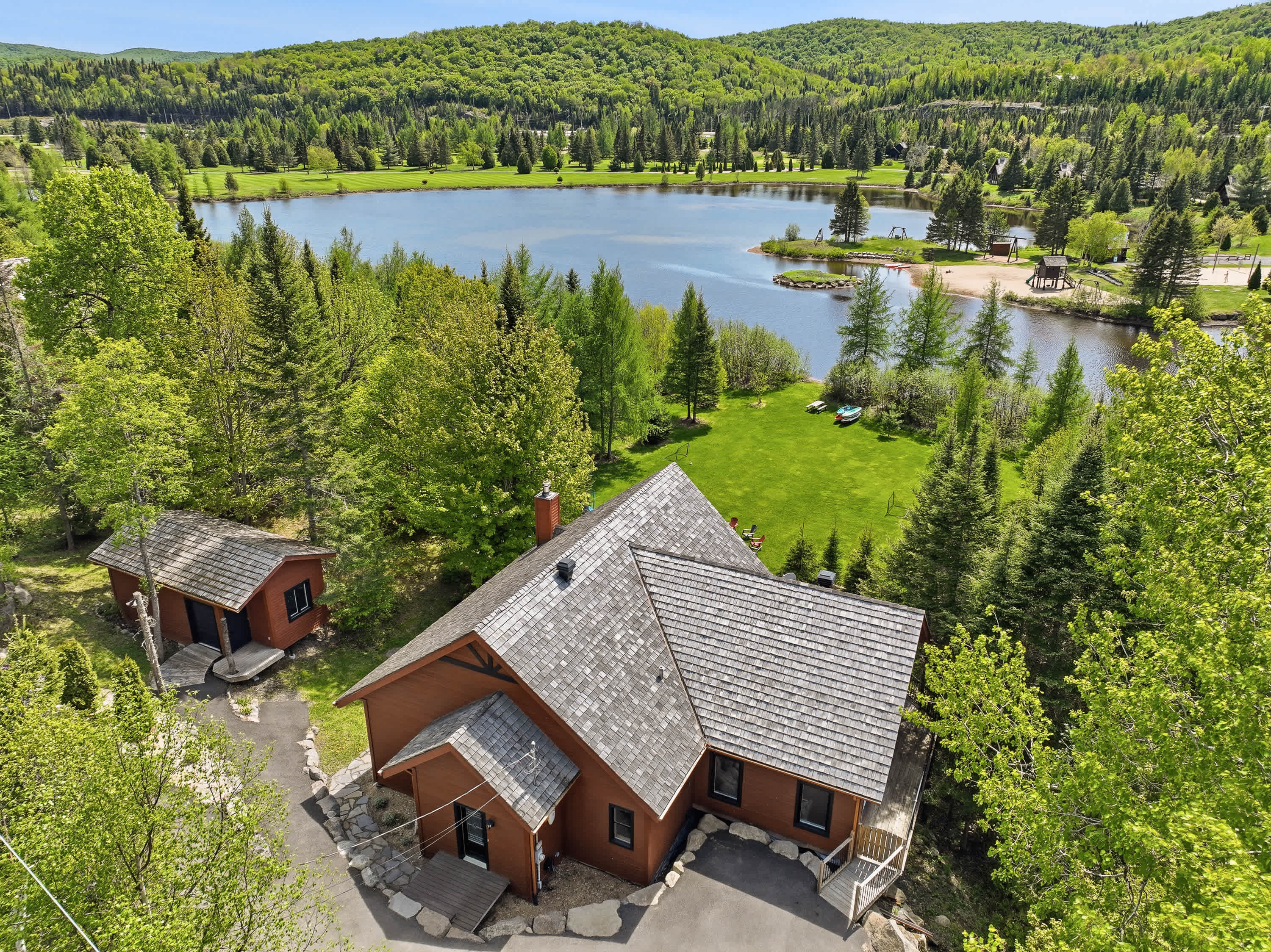 Spa & pool Access | Refuge au fil des saisons - Chaleto