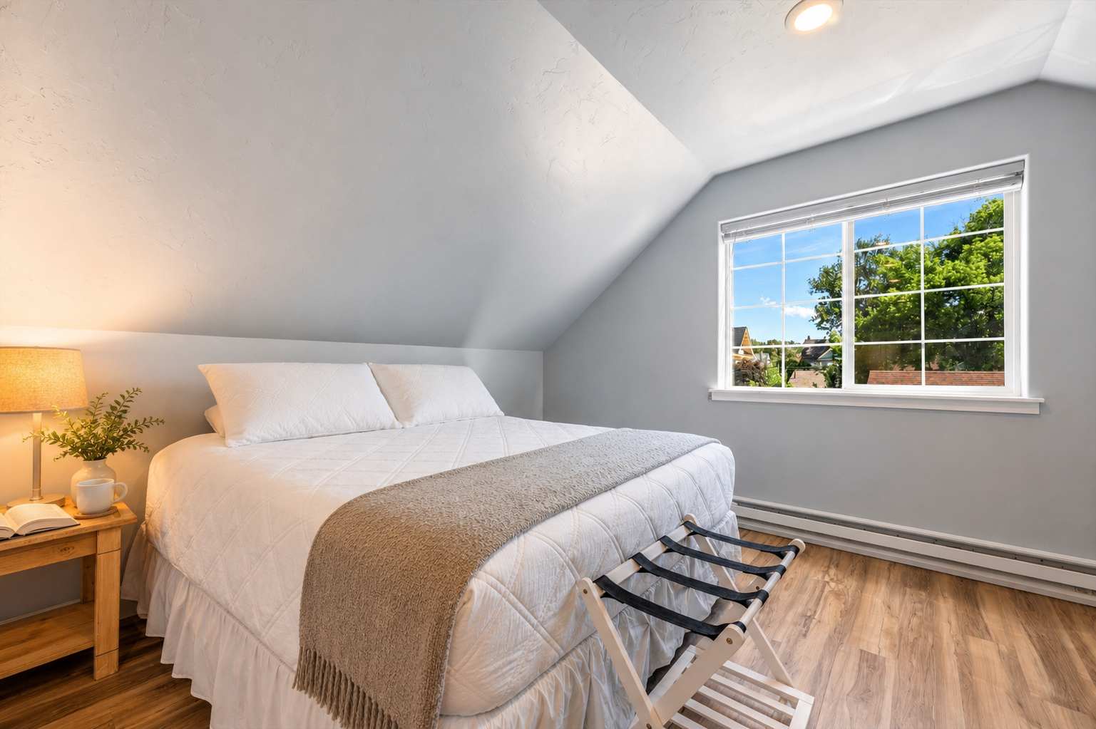 Carriage Loft — Quiet Retreat, Sheridan Wy - Wyoming