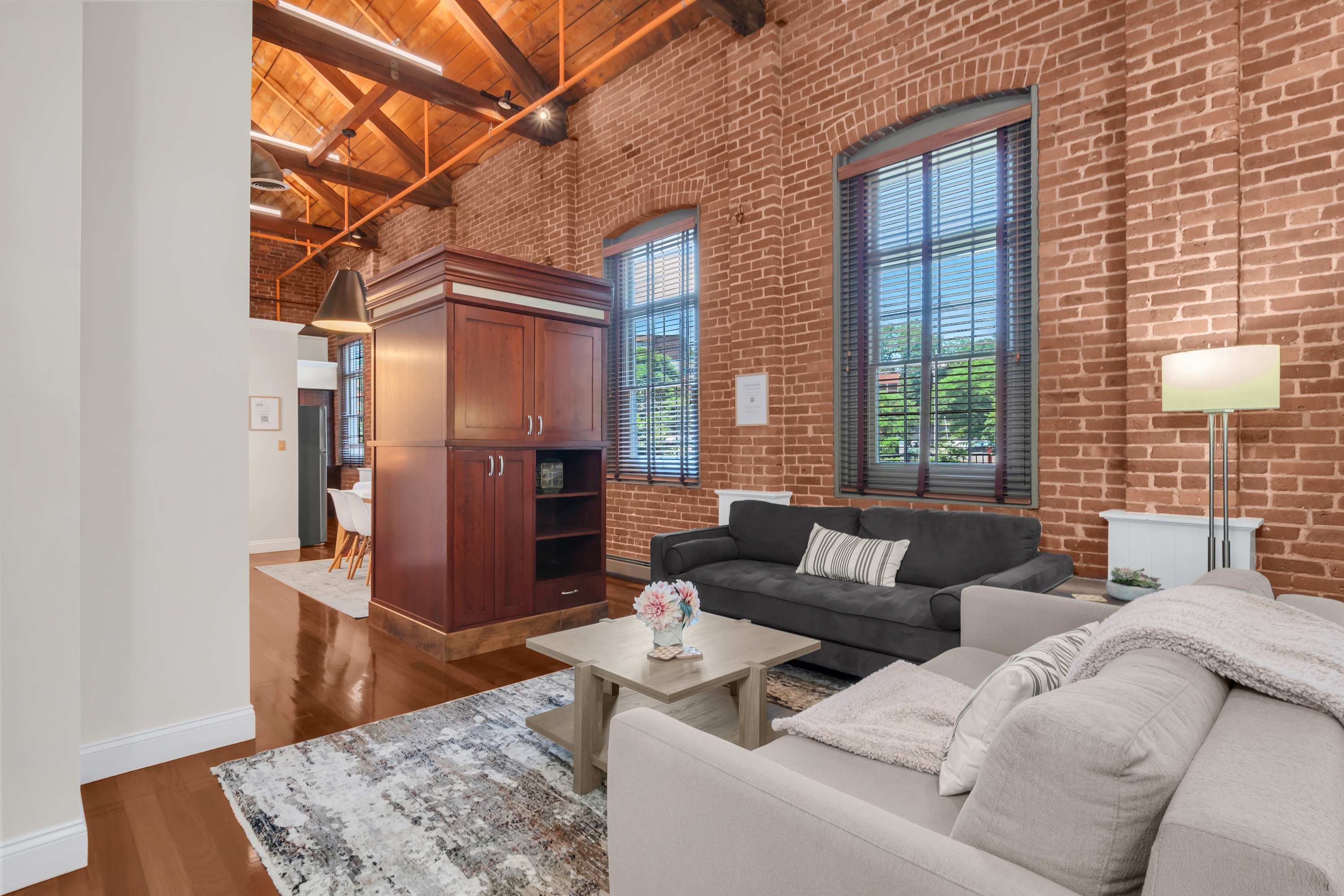 Charming Patio And Serene River Views - Stylish Industrial Retreat - Providence, RI