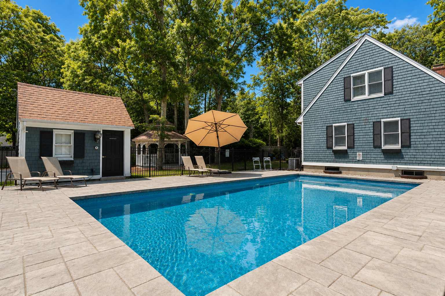Private Pool, Central Ac, Dog Friendly! - Barnstable, MA