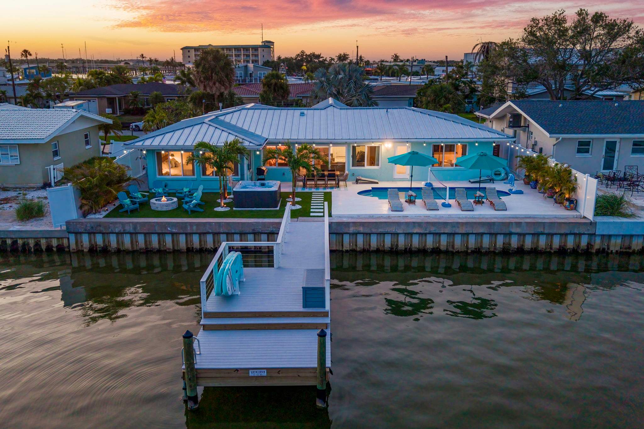Private Dock • Pool • Hot Tub • Puttputt • Games - St. Petersburg, FL