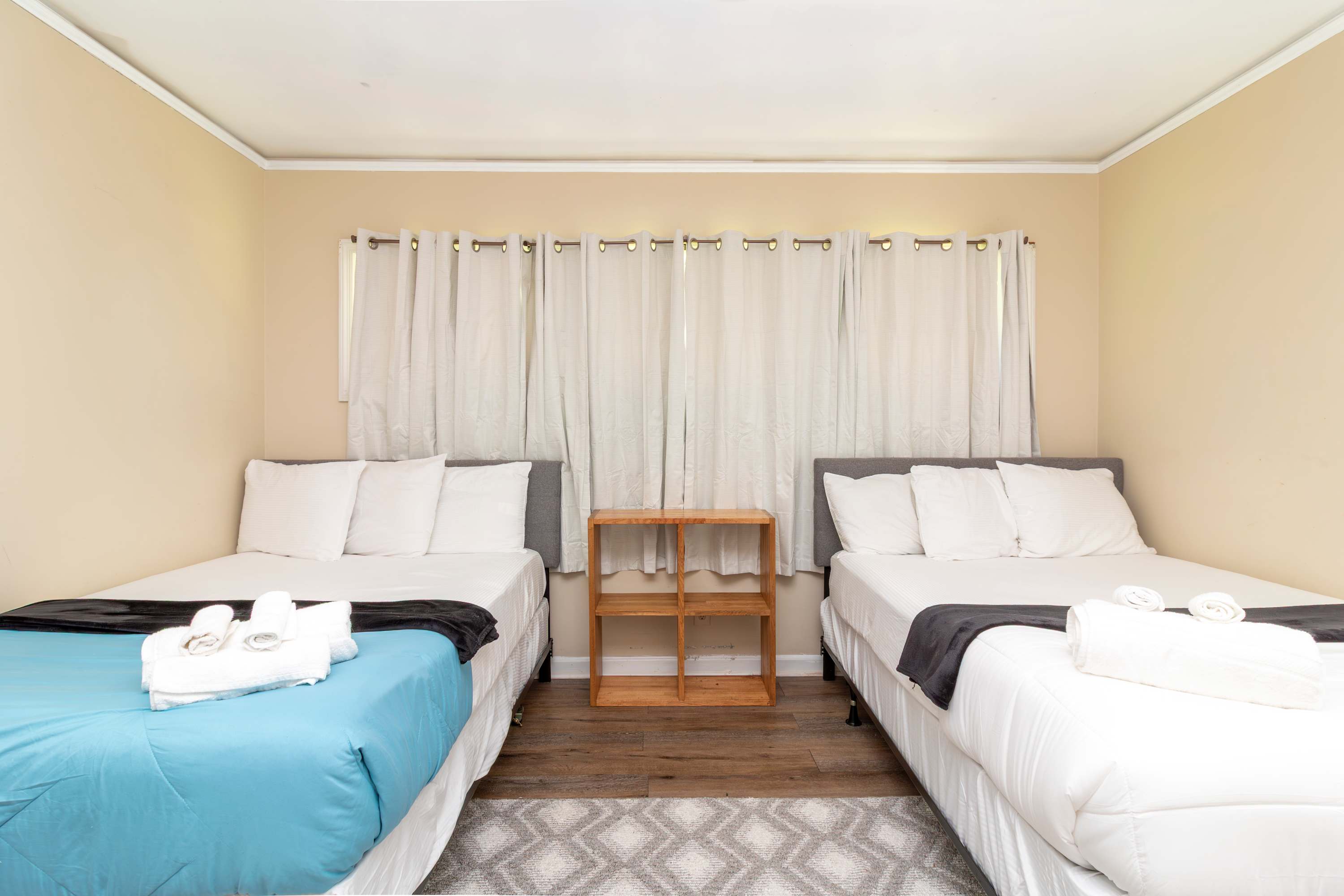 10 Min To Downtown, Close To Dining-boxwood Beauty - Columbus, GA