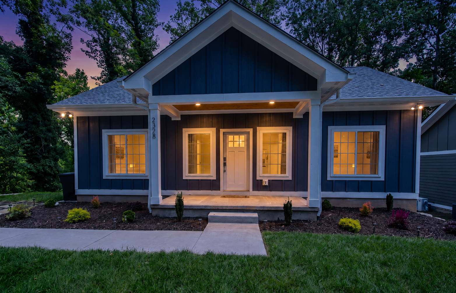 Modern Upper Retreat Ii | 2 Suites + Free Tix - Hendersonville, NC