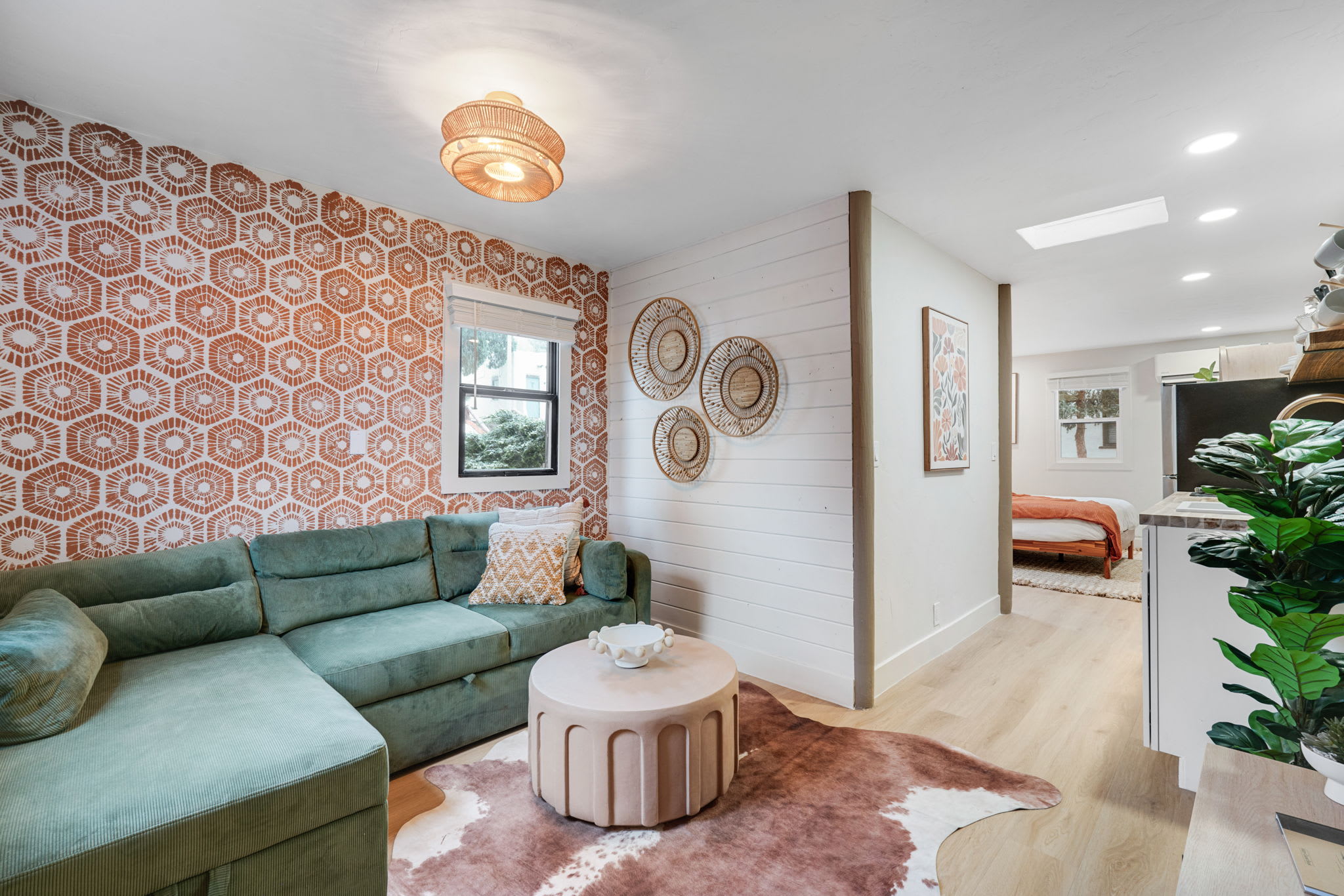 Modern Studio In Manitou Springs, Walk Downtown - Manitou Springs, CO