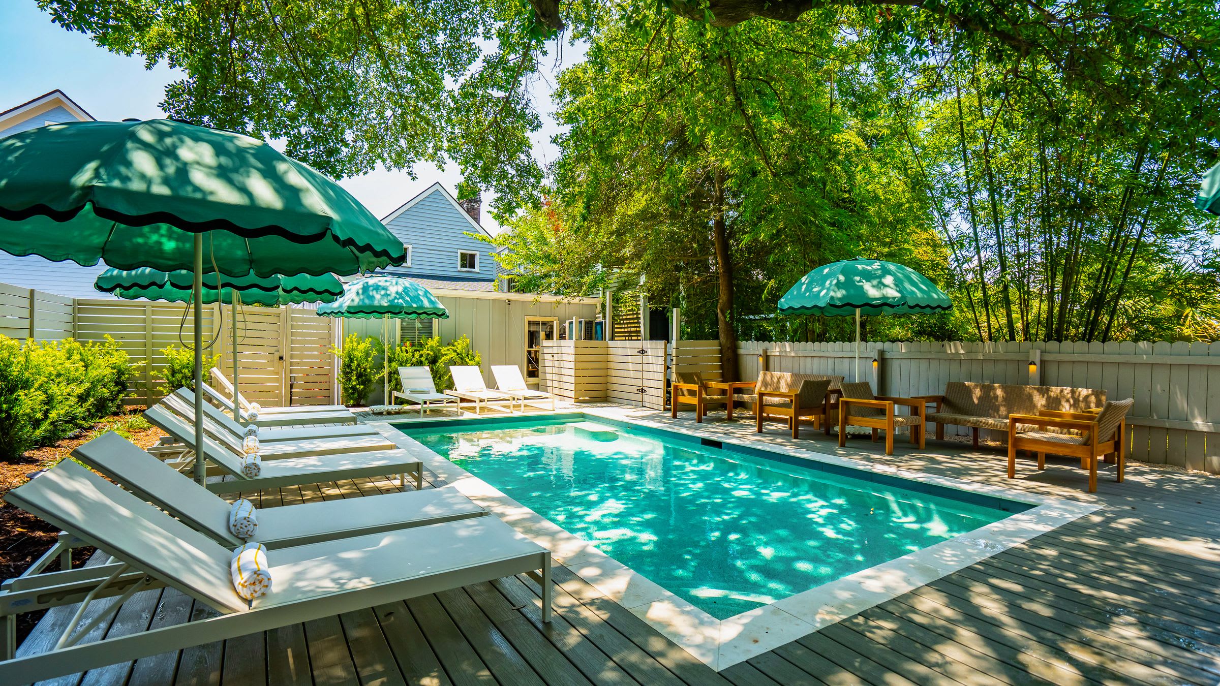 Stylish Suite With Modern Amenities - Exquisite Charleston Escape - Charleston, SC