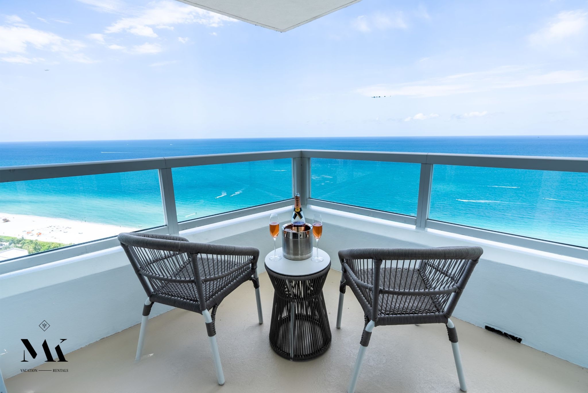 Fontainebleau|1br High Floor|stunning Resort Views - Bahamas